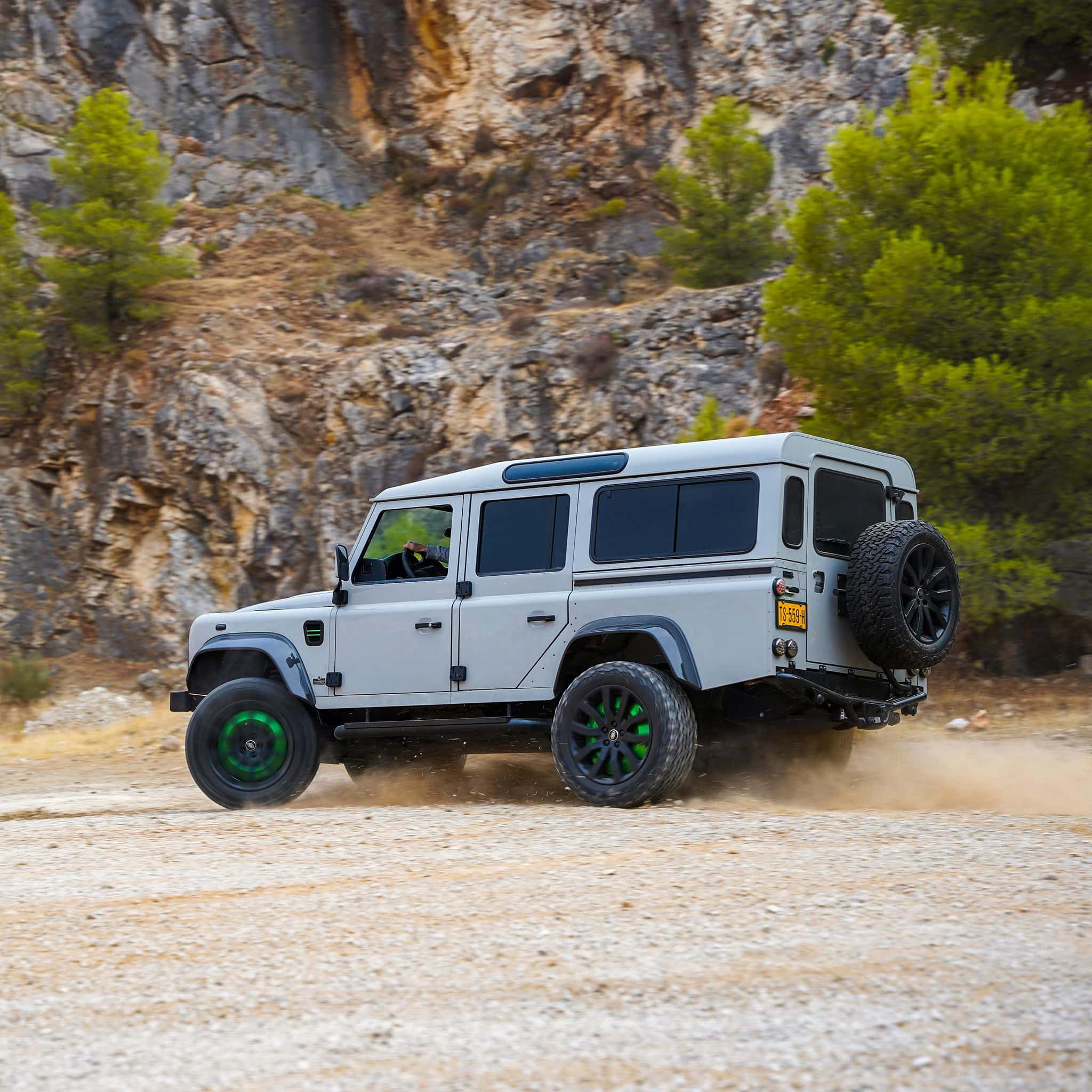 Internship Engineering – Suspension Variants Study - The Landrovers