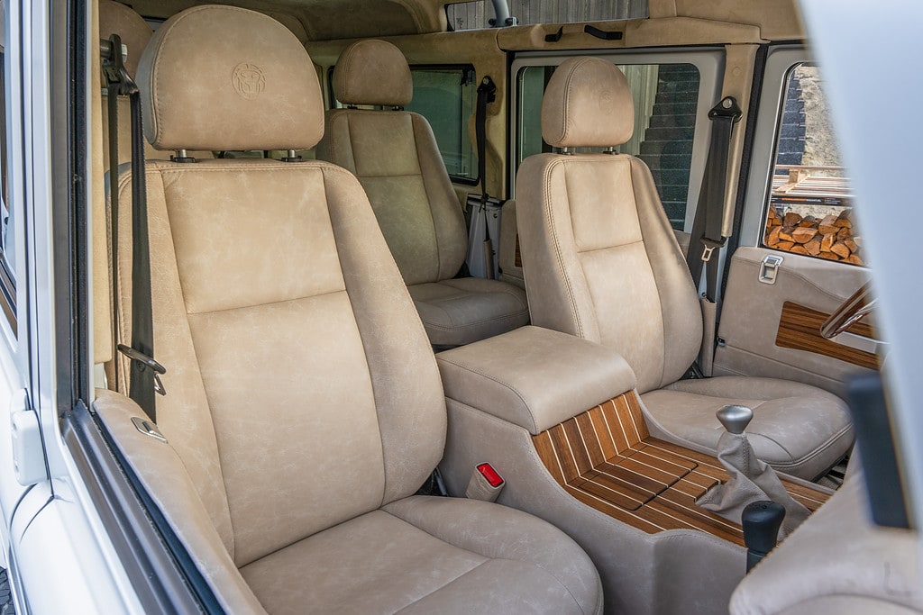 Land Rover Defender Restomod - The Landrovers