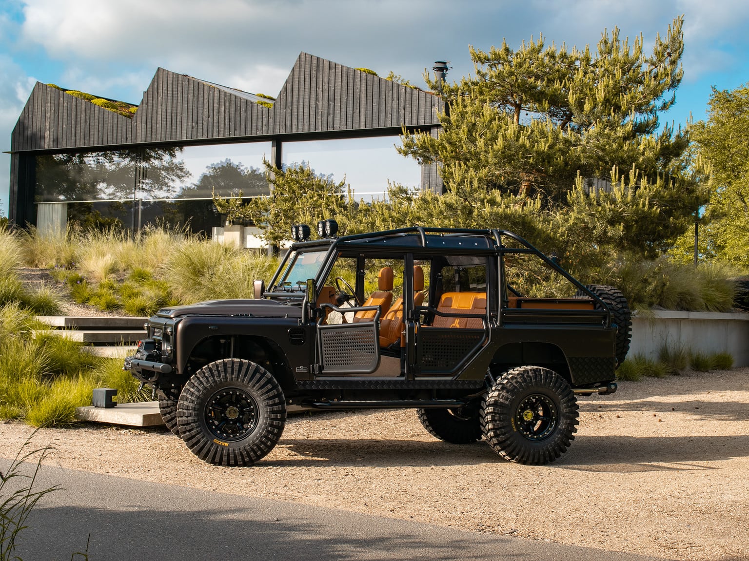 Land Rover Defender Restoration USA - The Landrovers