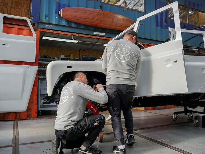 Old Land Rover Defender Restoration - The Landrovers