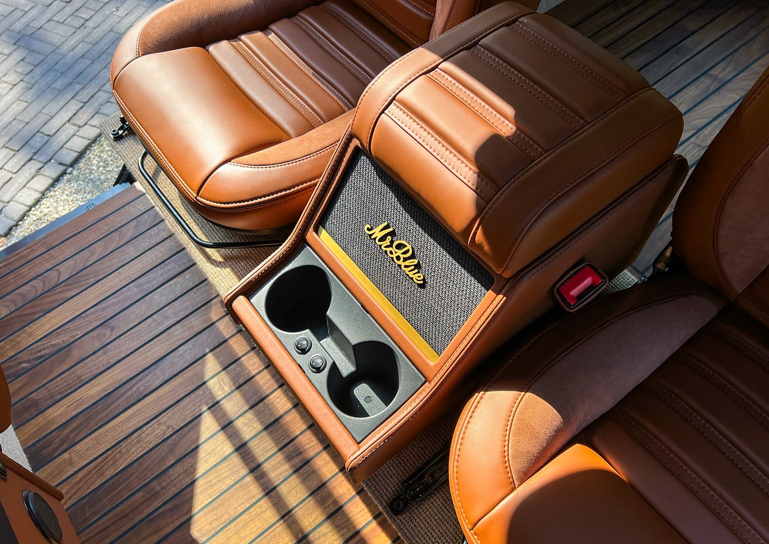 Vintage Land Rover Defender Customized - The Landrovers