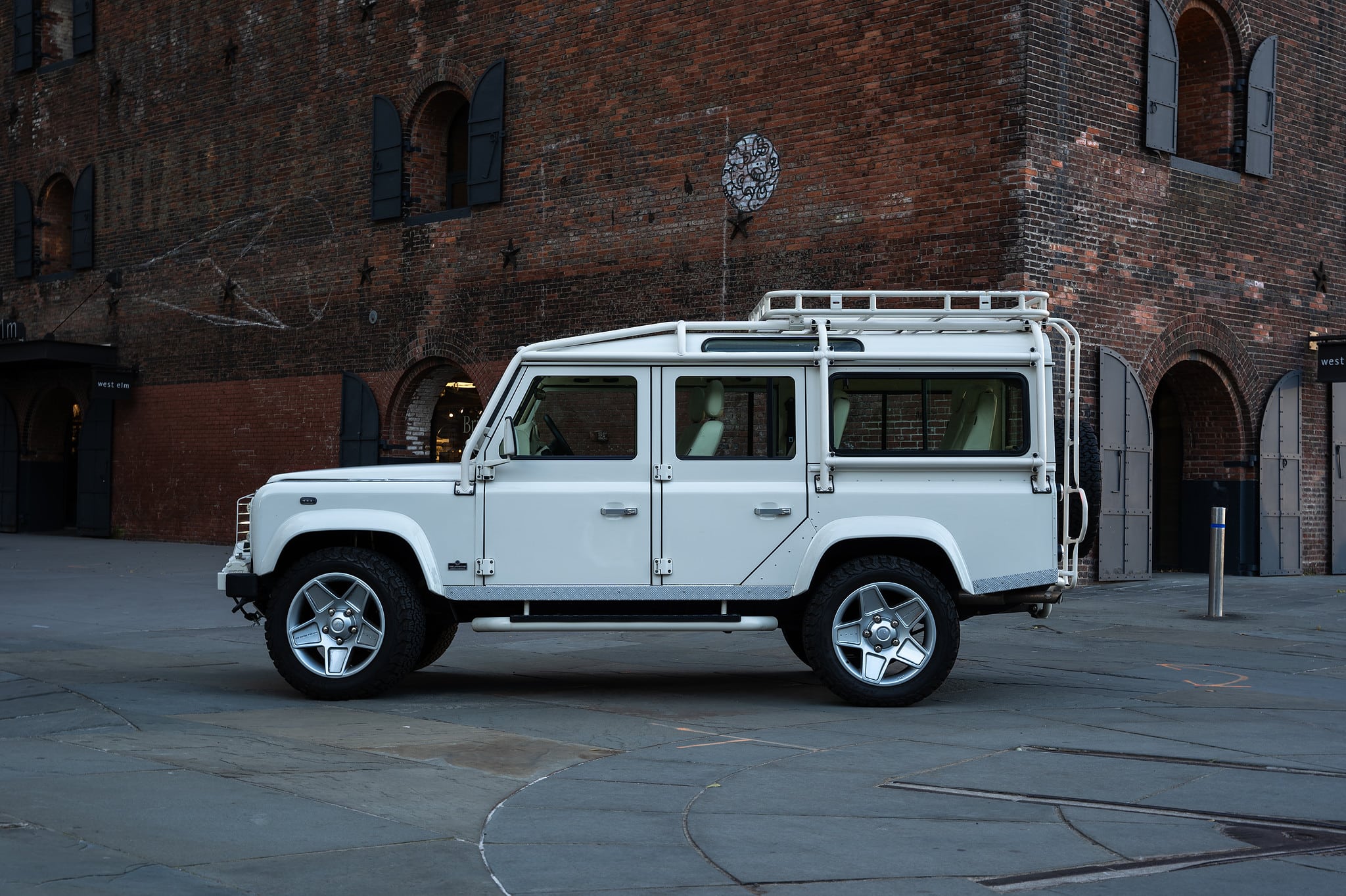 Vintage Land Rover Defender Customized - The Landrovers