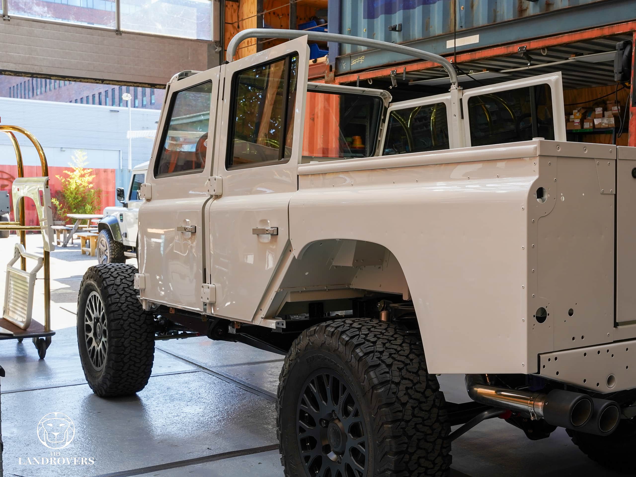 Jax - The Landrovers