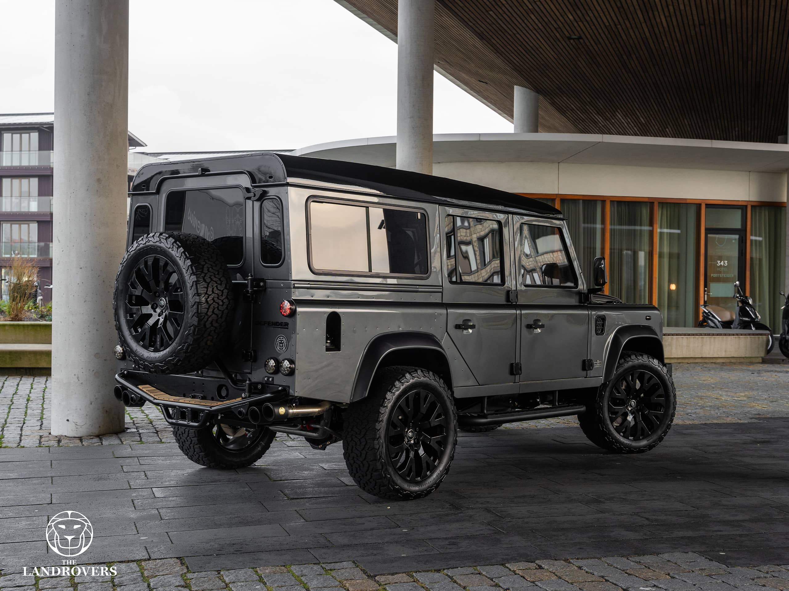 Amsterdam - The Landrovers