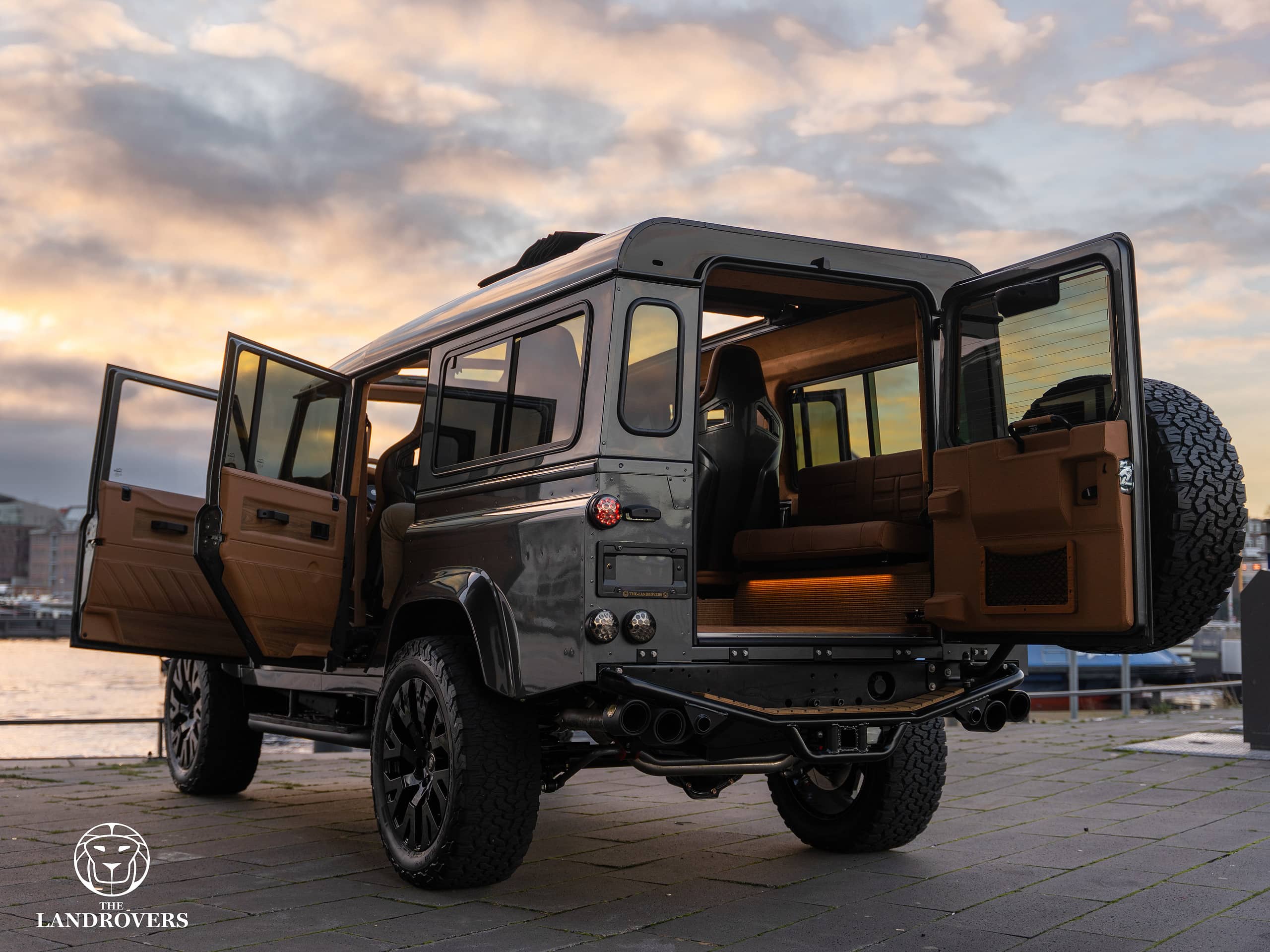 Amsterdam - The Landrovers