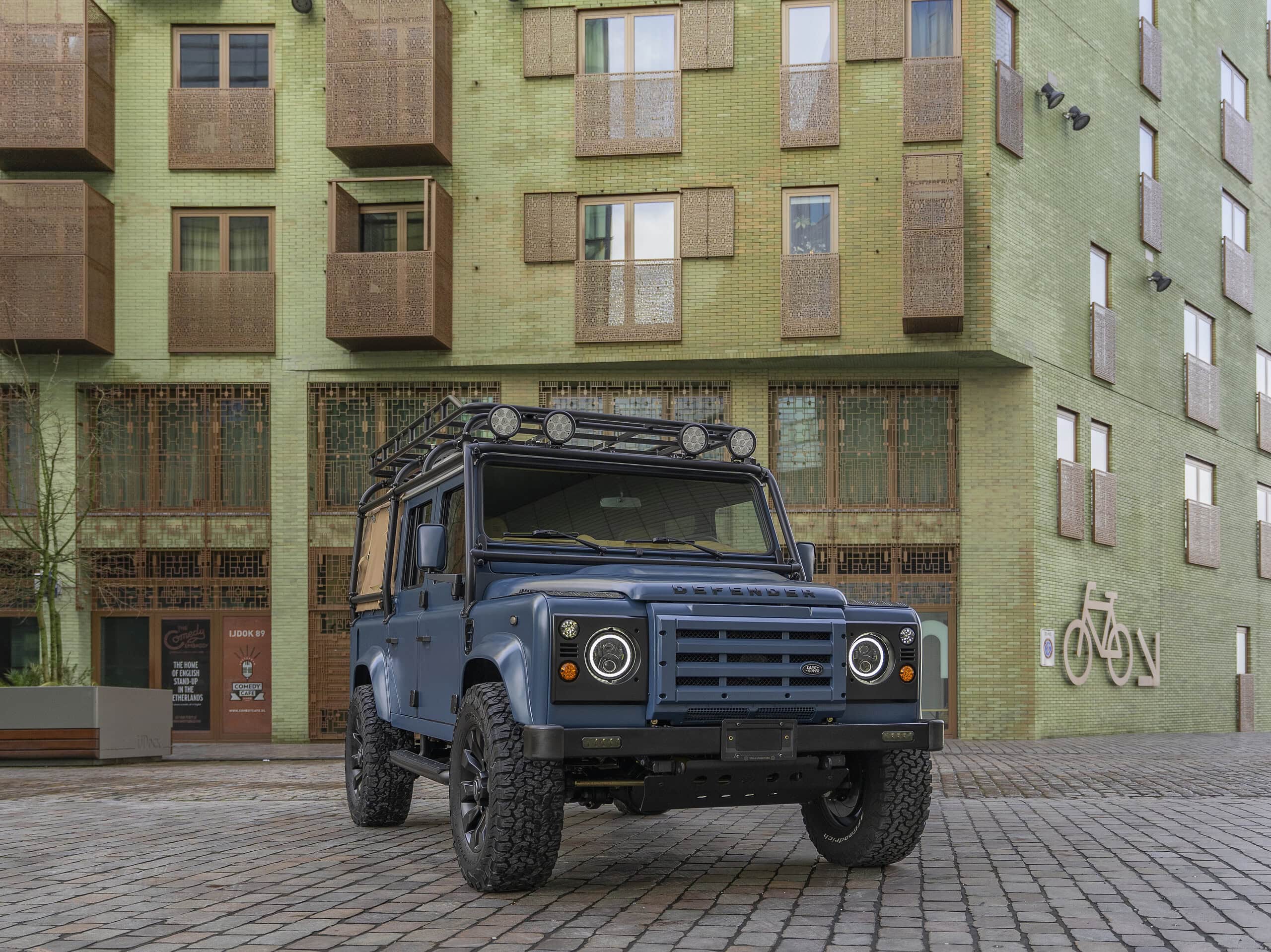 Indigo II - The Landrovers